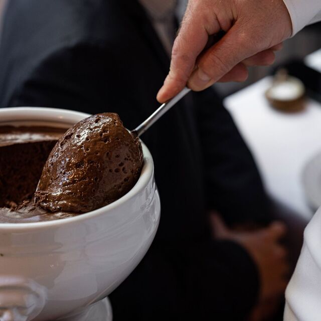 Clos d'Astorg - Restaurant Paris - ViaMichelin